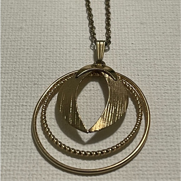 Dansal | Jewelry | Dansal Vintage 2k Gold Filled Necklace Charmjewels ...